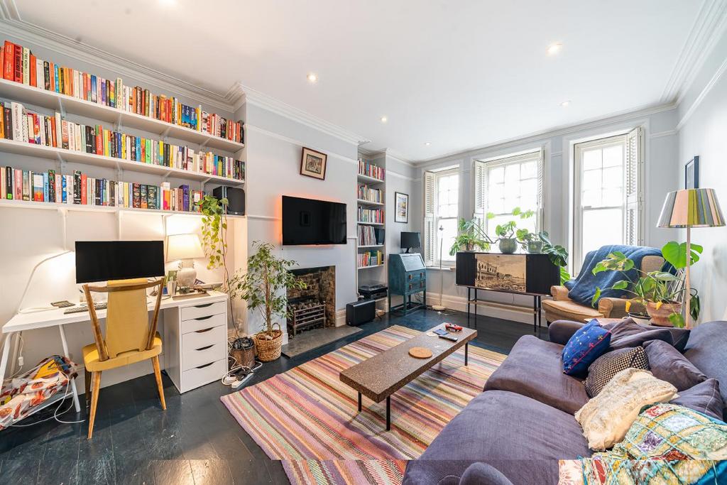 Cormont Road, London 2 bed flat - £625,000