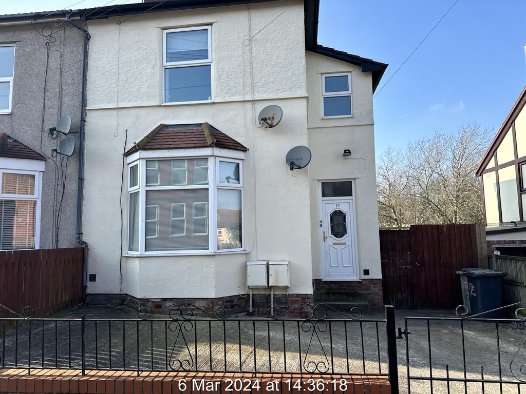 Dingle Road, Birkenhead CH42 1 bed flat - £525 pcm (£121 pw)