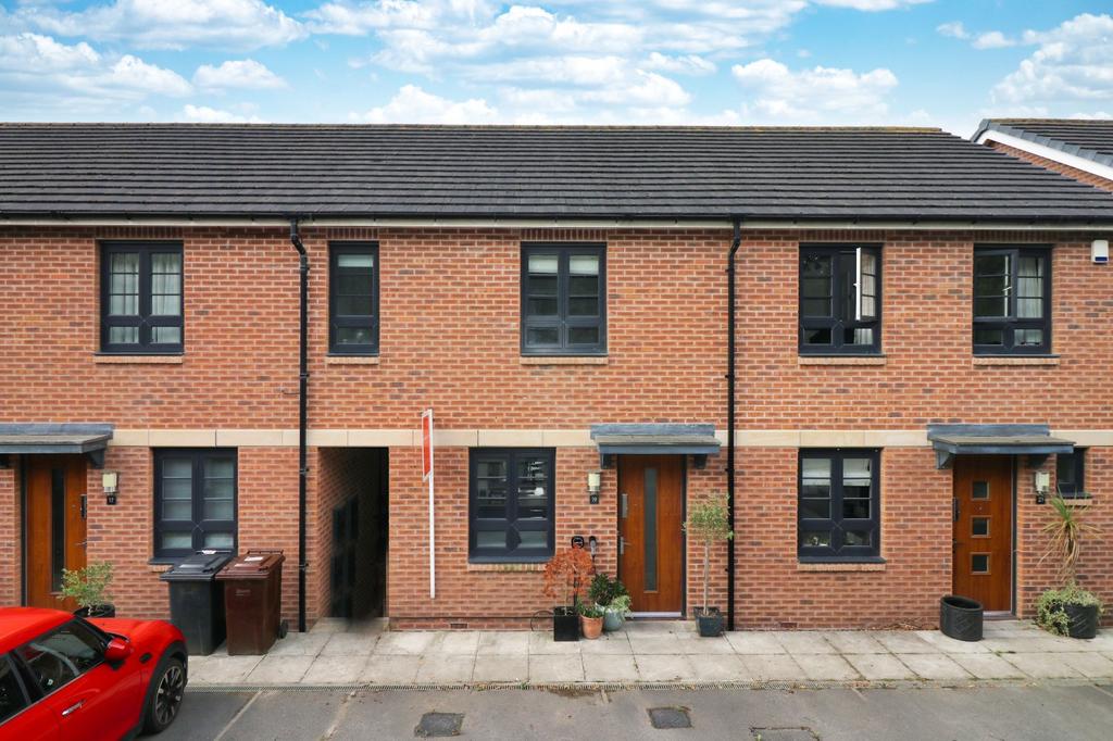 Low Hall Road, Horsforth, Leeds, West... 3 bed terraced house - £320,000