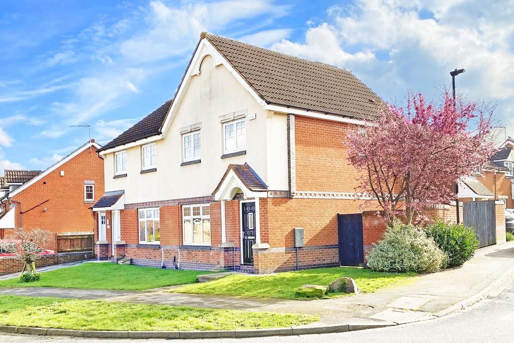 Clover Way Killinghall Harrogate 3 Bed Semi Detached House £278000 4019