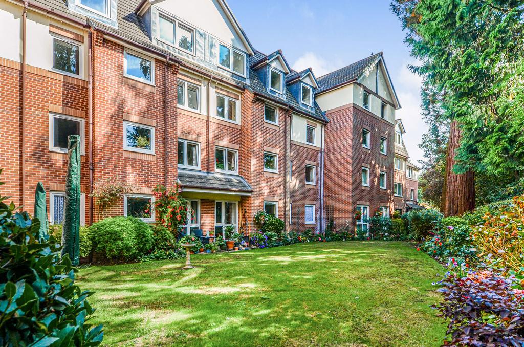 Heathdene Manor, Watford WD17 2 bed apartment for sale - £95,000