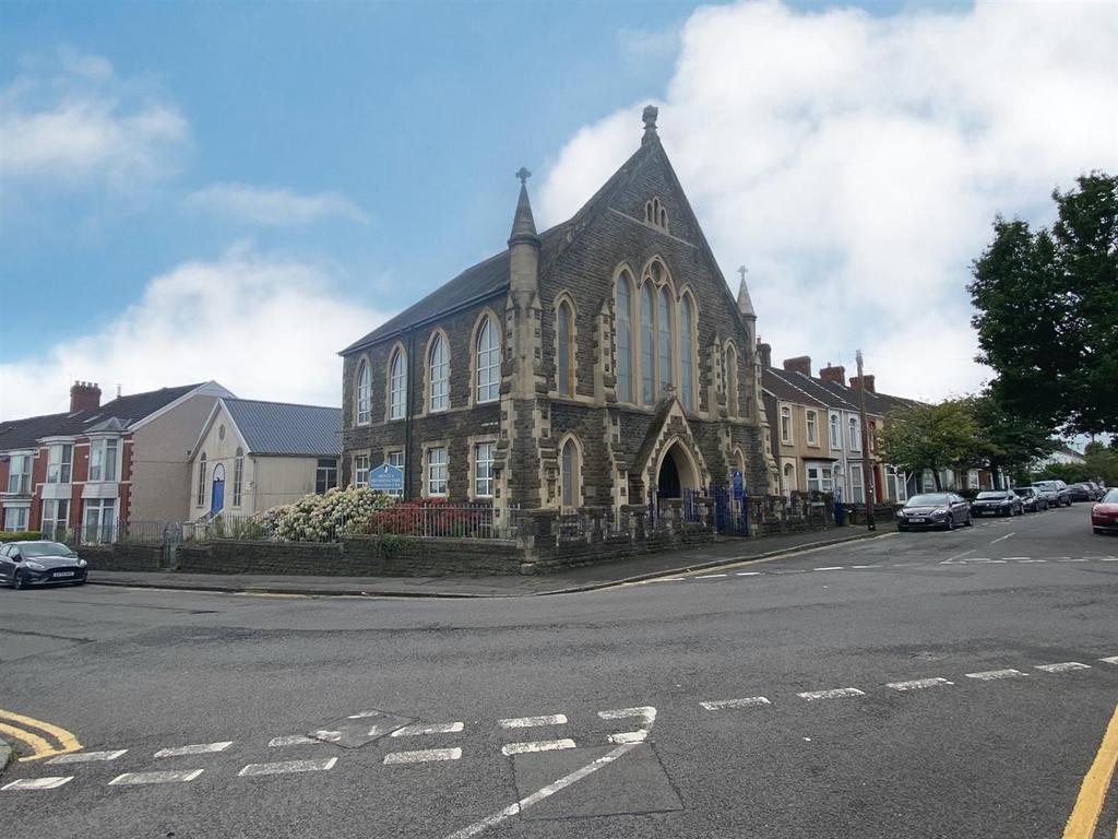 Rhyddings Terrace, Brynmill, Swansea Townhouse - £215,000