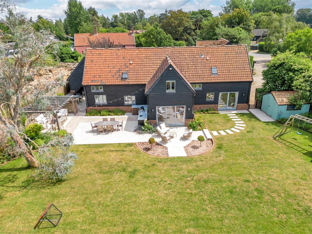 Mere Lane, Great Barton 4 bed barn conversion - £799,000
