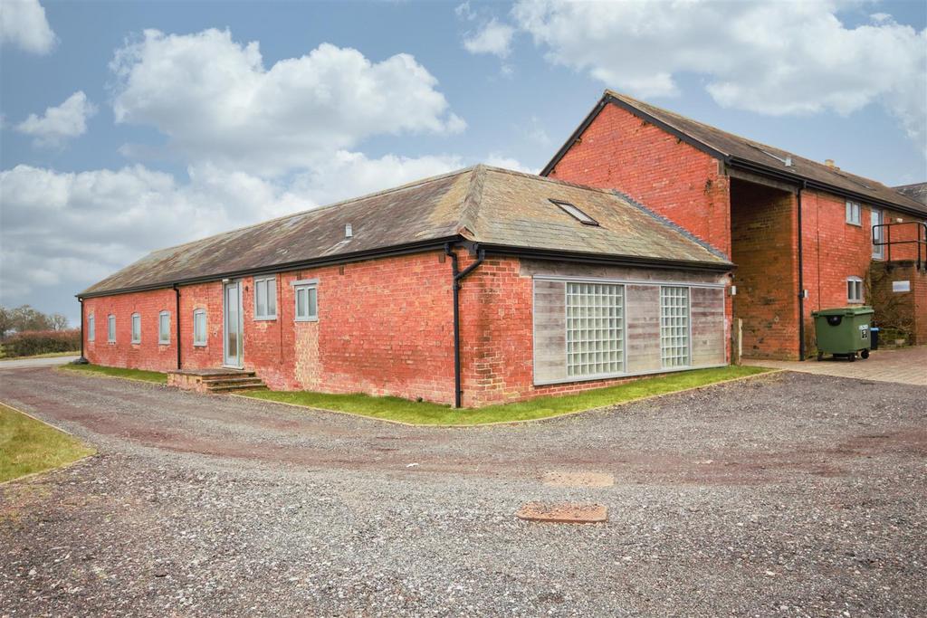 Springfield Farm, Brailes, Banbury Office - £1,667 pcm (£385 pw)