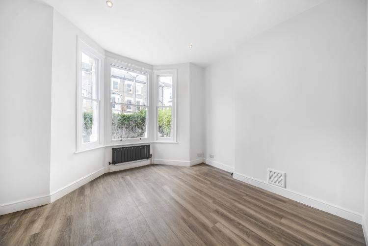 Saltram Crescent London W9 2 bed apartment - £2,400 pcm (£554 pw)