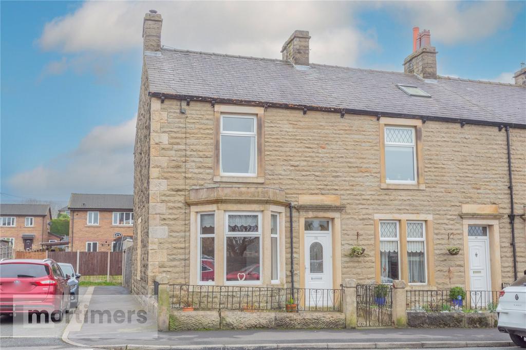 Chatburn Road, Clitheroe, Lancashire... 3 bed end of terrace house - £ ...