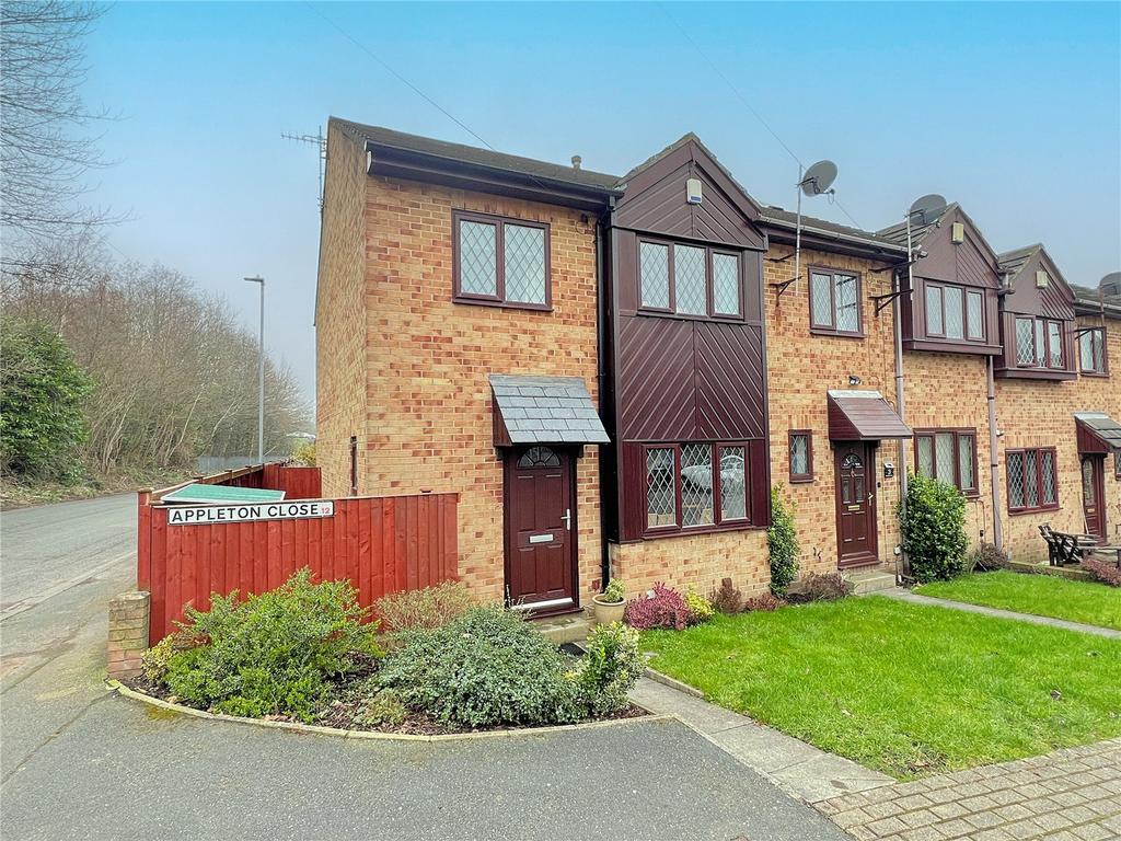 Appleton Close, Oakenshaw, Bradford... 3 bed terraced house - £190,000
