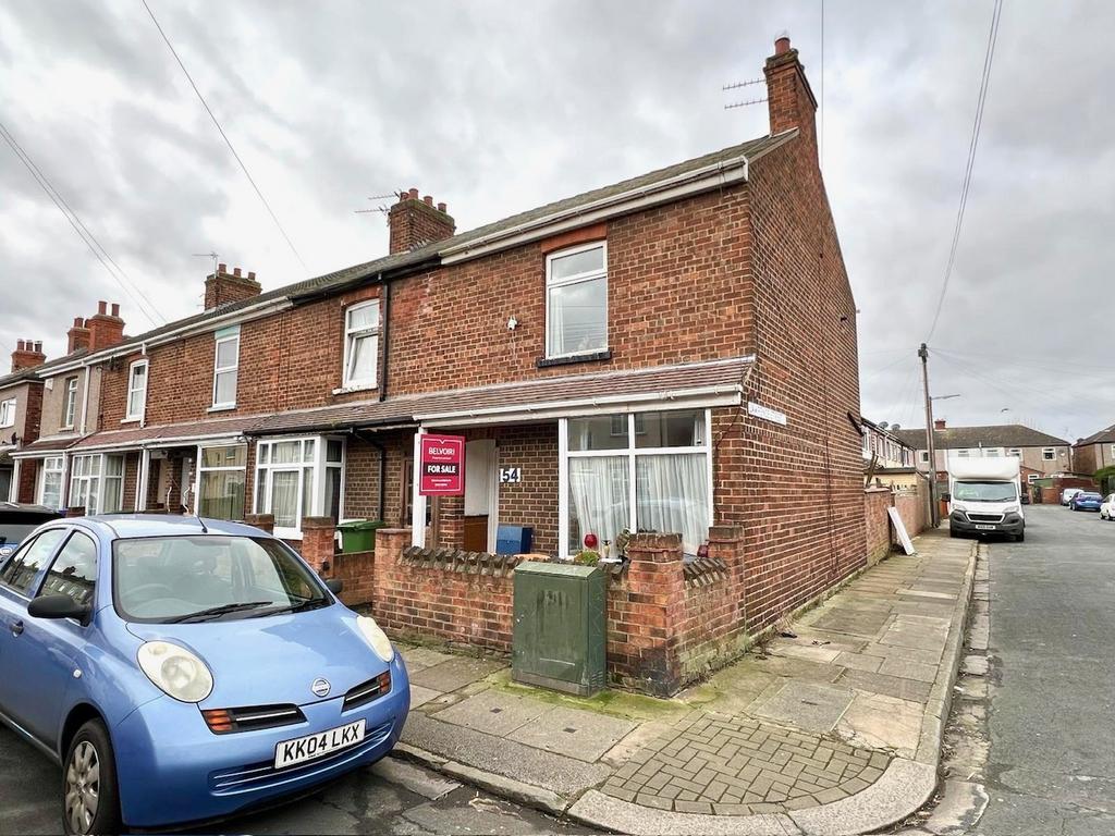 James Street, Grimsby, DN31 3 bed terraced house for sale - £70,000