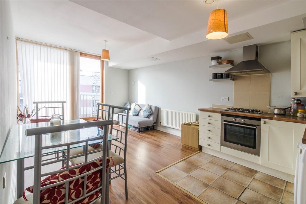 Waverley House, BRISTOL, BS1 1 bed apartment - £240,000