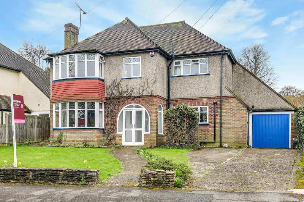 Essenden Road, Sanderstead, CR2 0BU 4 bed detached house for sale - £ ...