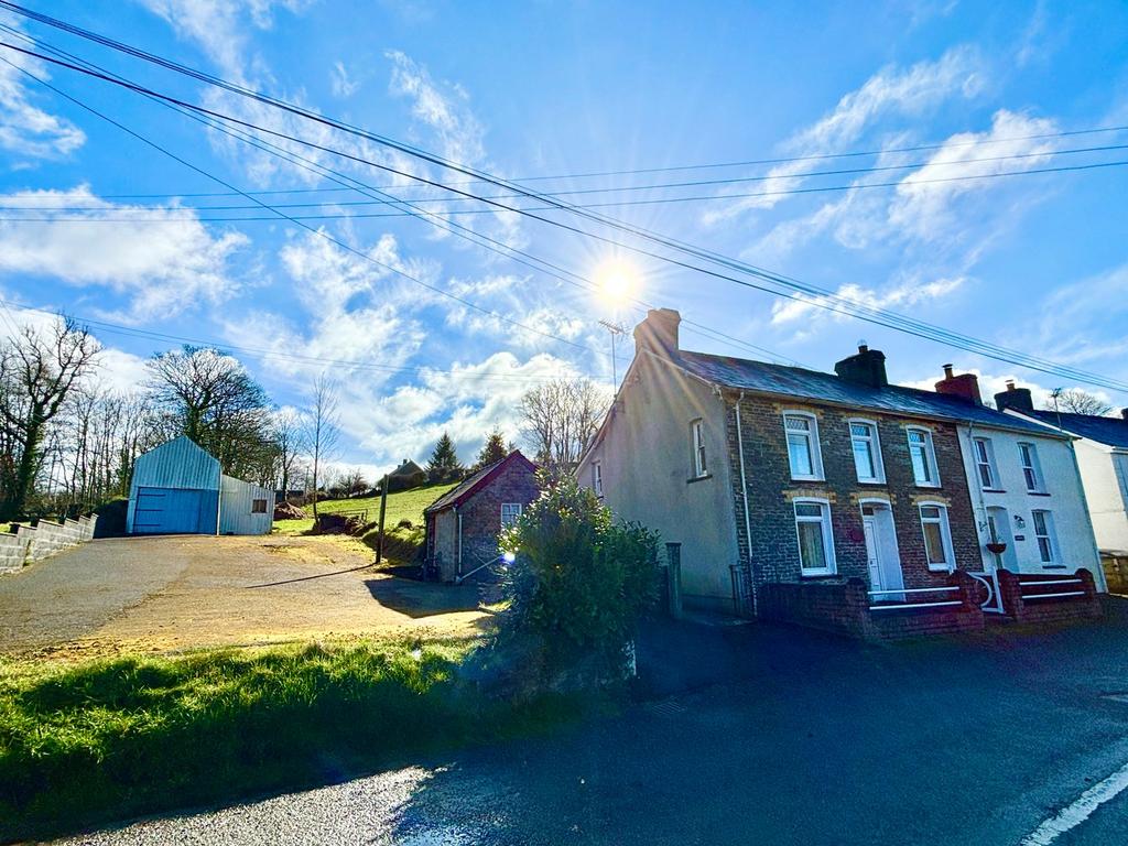 Cribyn, Lampeter, SA48 3 bed semi-detached house - £225,000