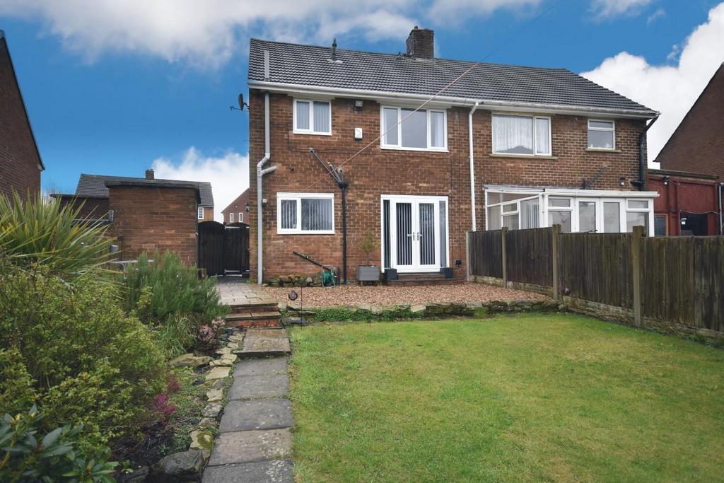 Curbar Curve, Inkersall, Chesterfield, S43 3HP 3 bed semi-detached ...