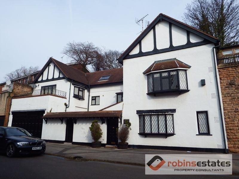 Cavendish Crescent South, Nottingham, NG7 1ED 4 bed detached house to ...