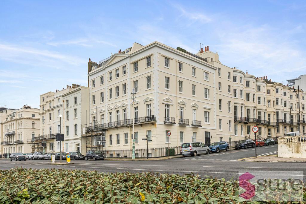 Marine Parade, Brighton 2 bed flat for sale - £300,000