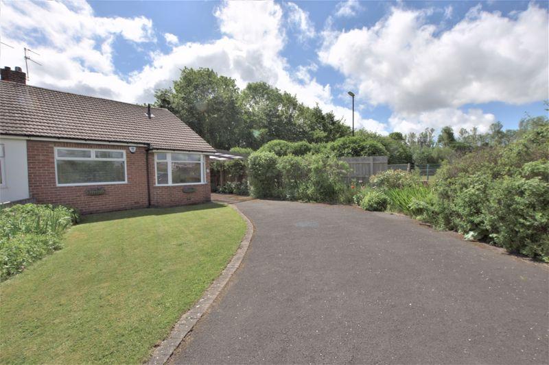 Worcester Way, North Gosforth 2 bed semi-detached bungalow - £260,000