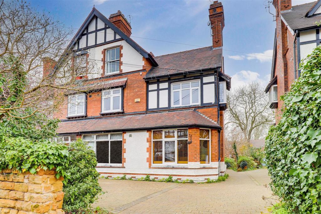 Ebers Road, Mapperley Park NG3 2 bed apartment - £235,000