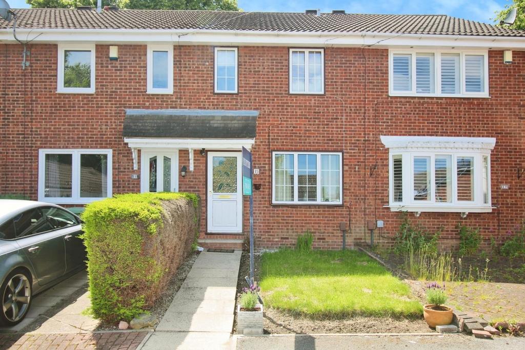 Chestnut Rise, Leeds 3 bed townhouse - £197,000