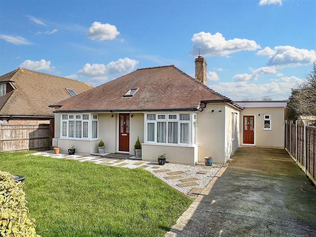 Eastbourne Road, Willingdon, Eastbourne 3 bed detached bungalow - £500,000