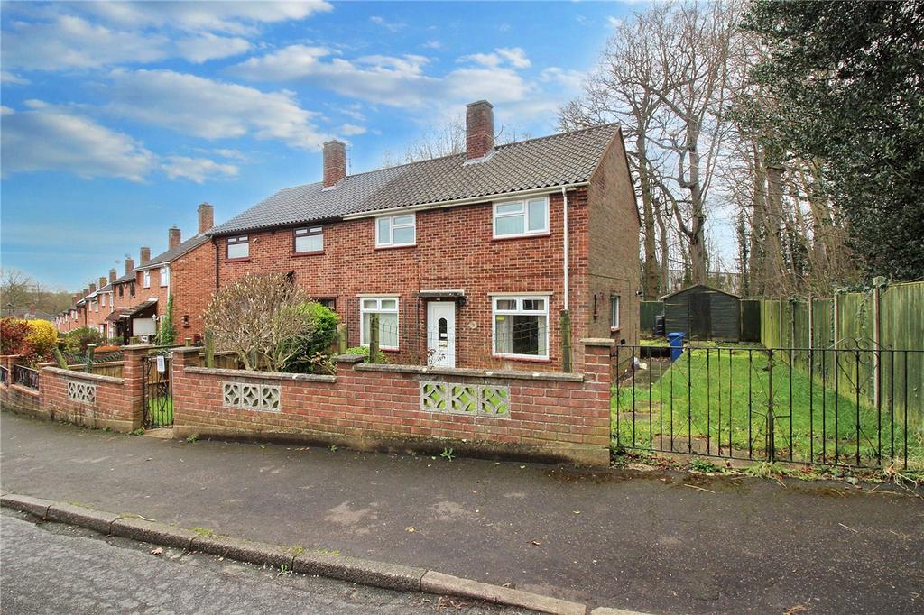 Maple Drive, Norwich, Norfolk, NR2 3 bed semi-detached house - £250,000