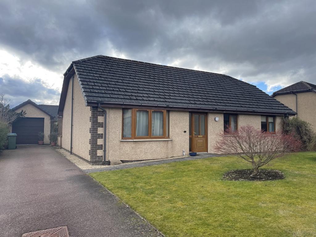 West Newfield Park, Alness IV17 3 bed detached bungalow - £250,000