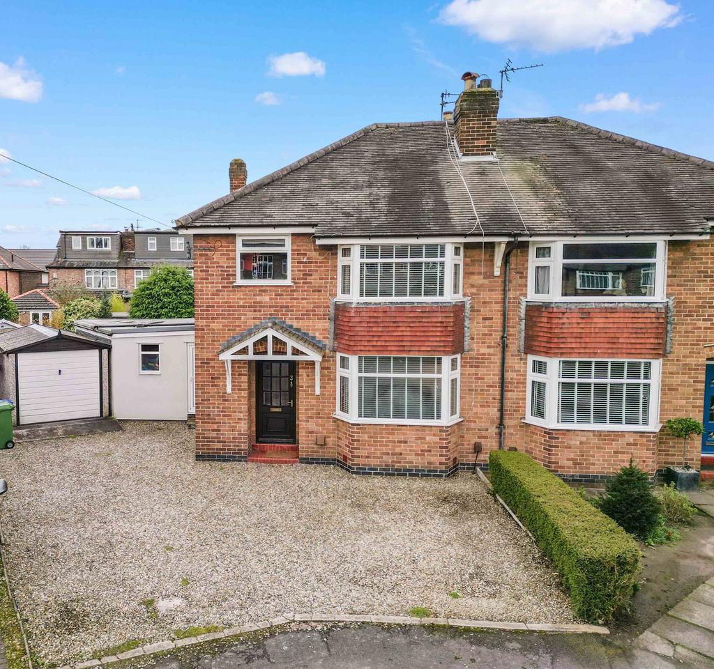 Cambridge Close, Stockton Heath, WA4 3 bed semi-detached house - £450,000