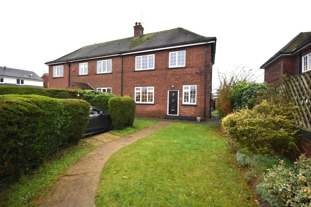 Station Road, Doncaster DN11 3 bed semi-detached house - £230,000