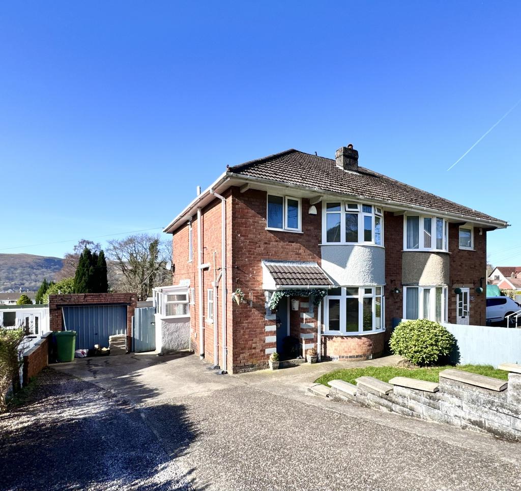 Aberdare CF44 3 bed semi-detached house for sale - £245,000