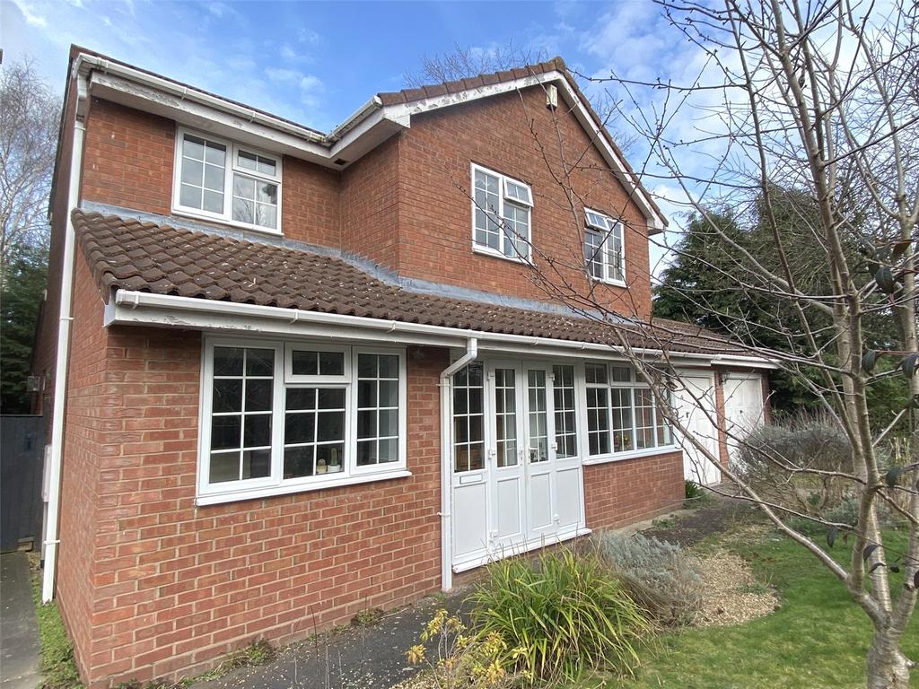 Cote Road, Shawbirch, Telford... 4 bed detached house - £340,000