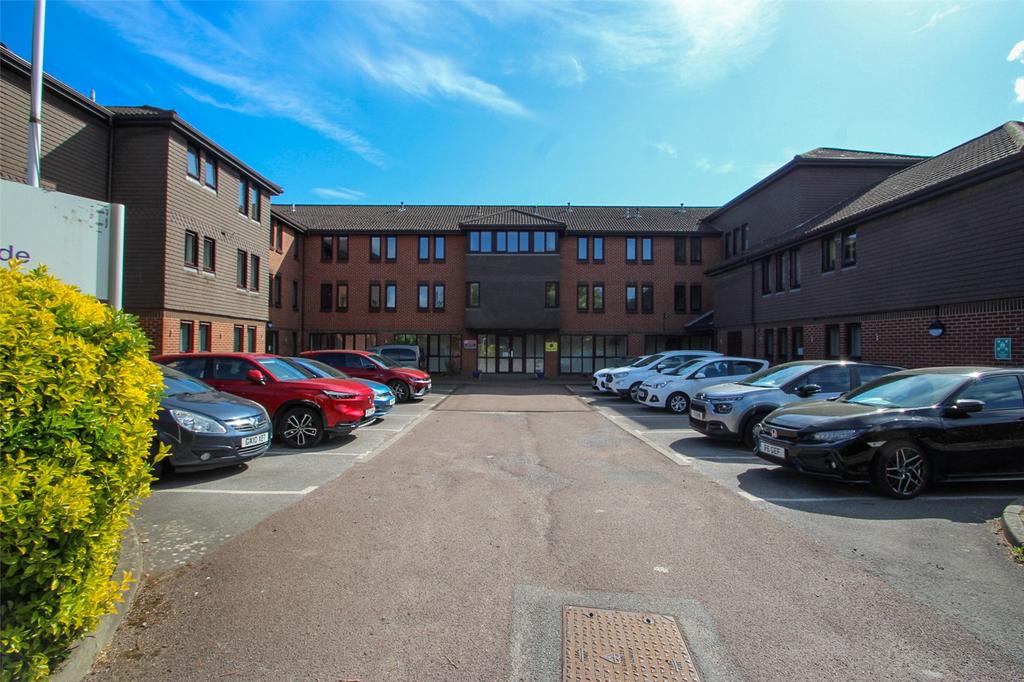 Hamble Lane, Hamble, Southampton... 1 bed apartment for sale - £124,950