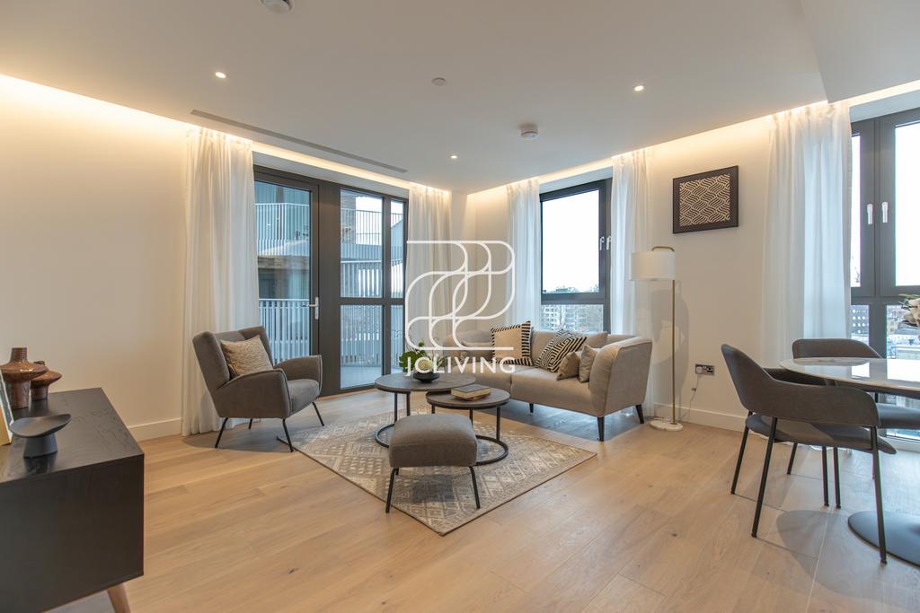 4 PARAGON SQUARE LONDON, WC1 2 bed flat - £4,095 pcm (£945 pw)