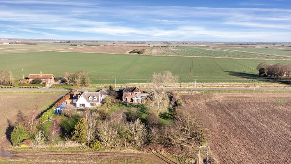 Dowsby Fen, Dowsby, Bourne, PE10 4 bed detached house for sale - £440,000