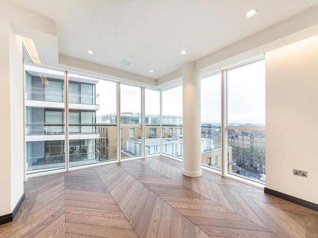 Balmoral House, One Tower Bridge, SE1 1 bed apartment - £950,000