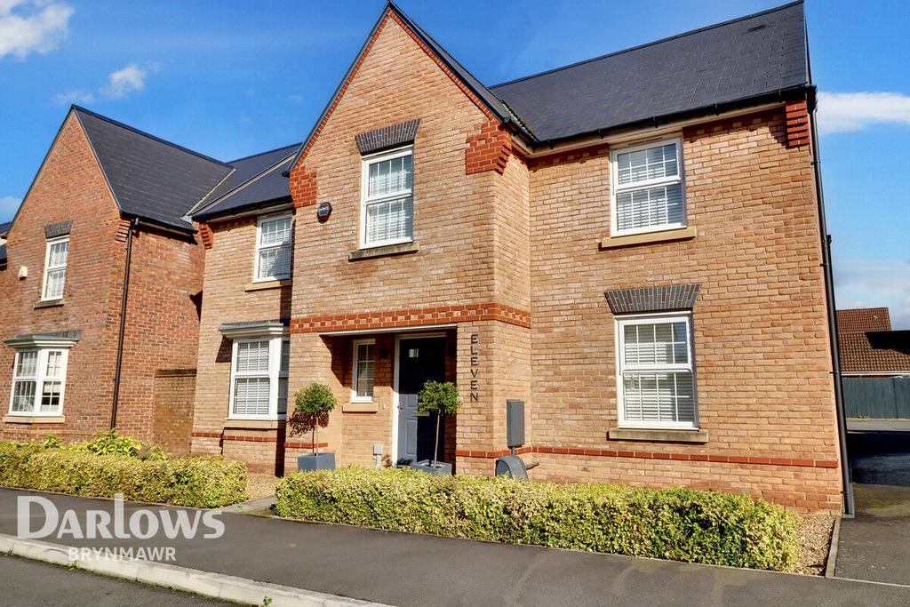 Langpen Drive, Abergavenny 4 bed detached house - £550,000
