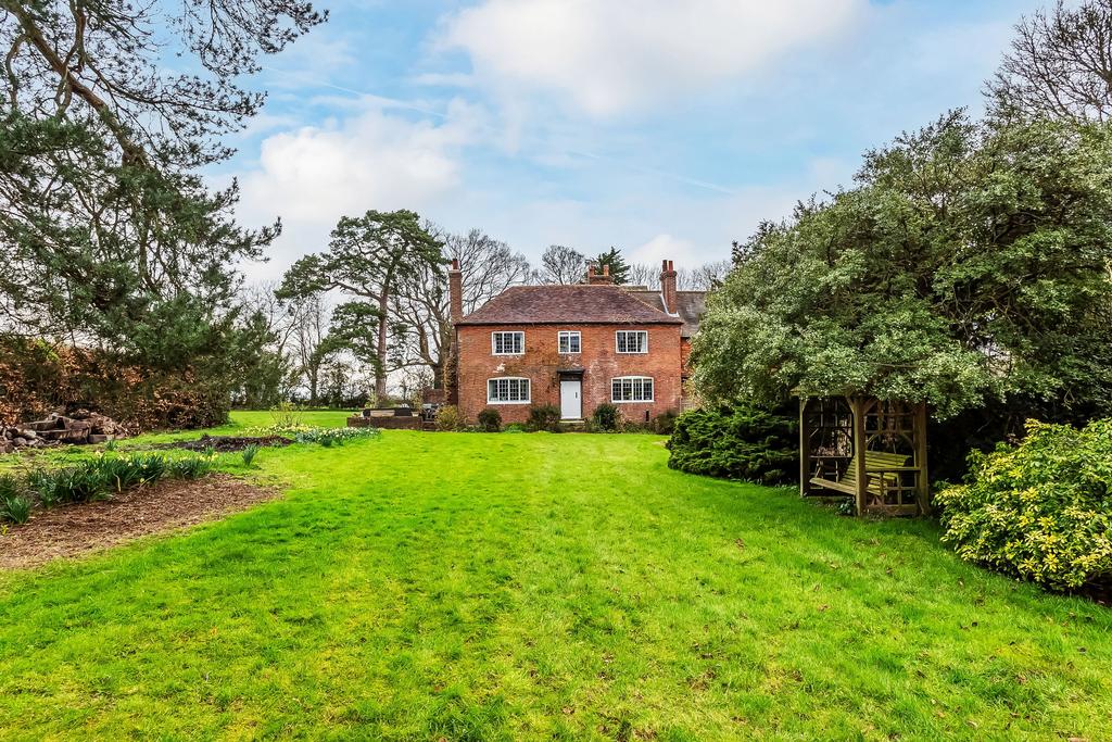 Friendly Green, Cowden, Edenbridge 6 bed link detached house - £1,650,000