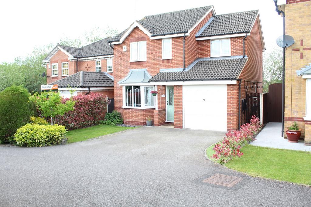 Thornhill Drive, South Normanton... 4 bed detached house - £275,000