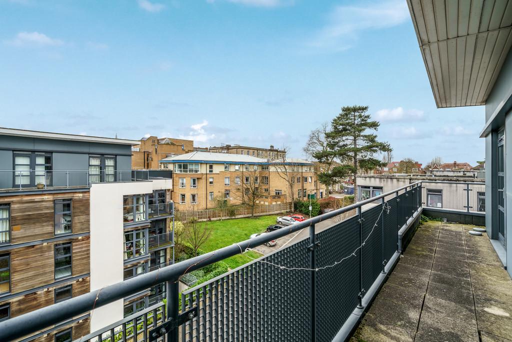 Repton House, Putney SW15 2 bed apartment - £2,300 pcm (£531 pw)