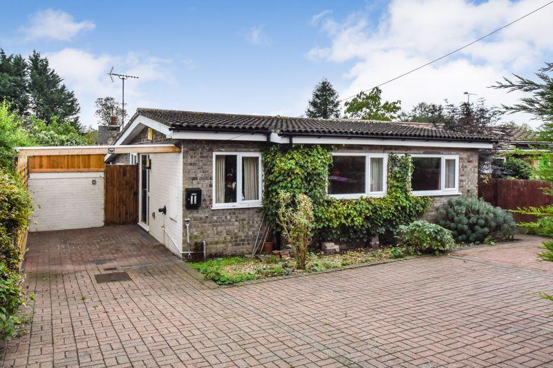 Spring Lane, Folkingham 3 bed detached bungalow - £230,000