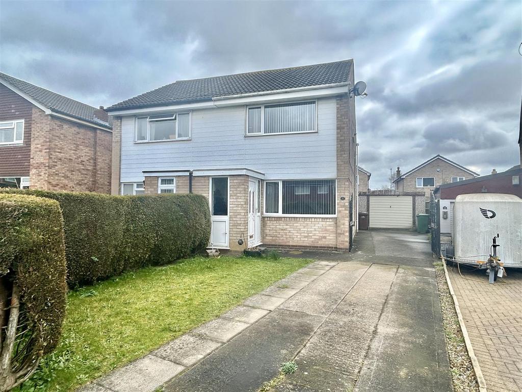 Muncaster Road, Garforth, Leeds 2 bed semi-detached house - £210,000