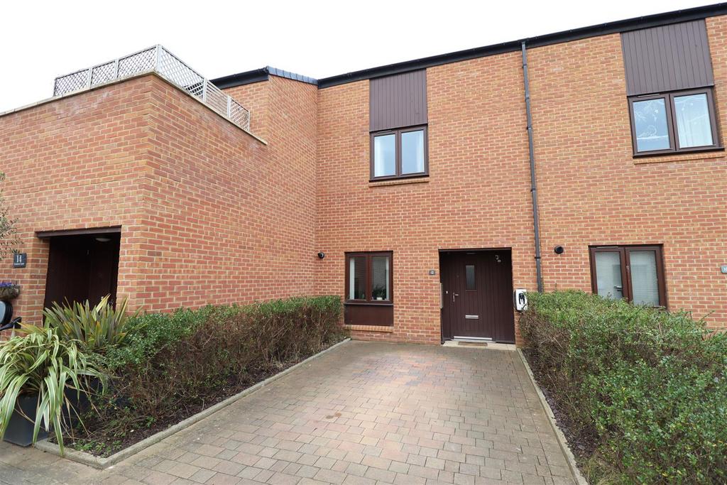 Grainton Court, Stockton-On-Tees... 2 bed terraced house - £155,000