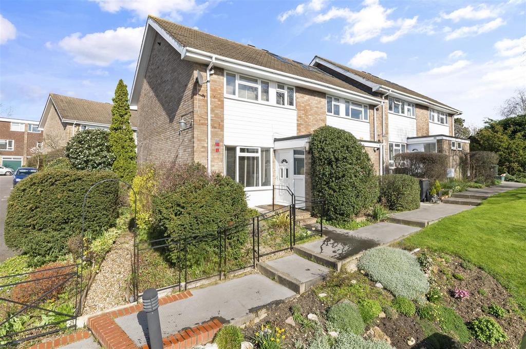The Heights Foxgrove Road, Beckenham BR3 3 bed end of terrace house - £ ...