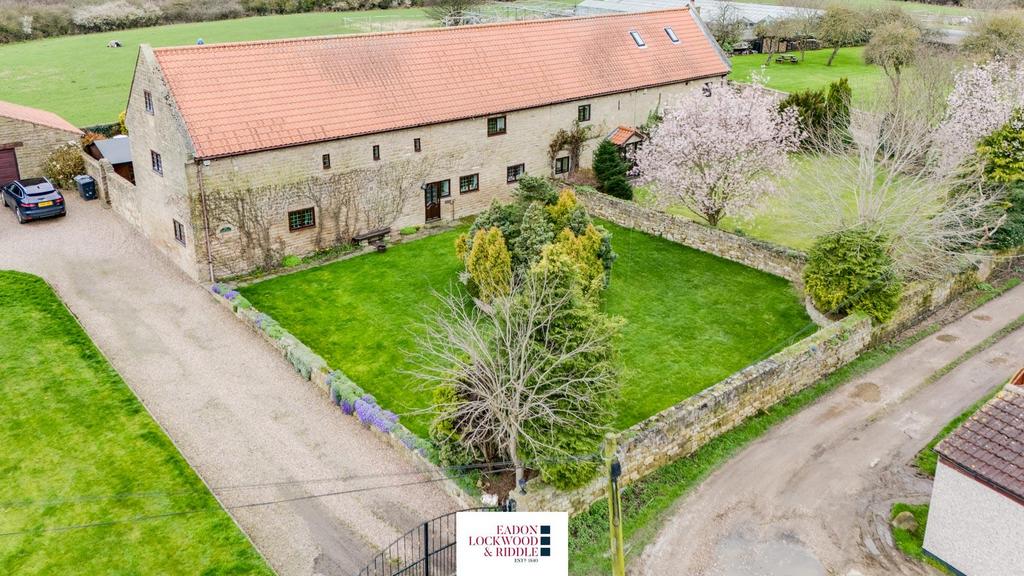 Firsby Lane, Firsby (Nr Old Ravenfield), Rotherham 5 bed barn ...