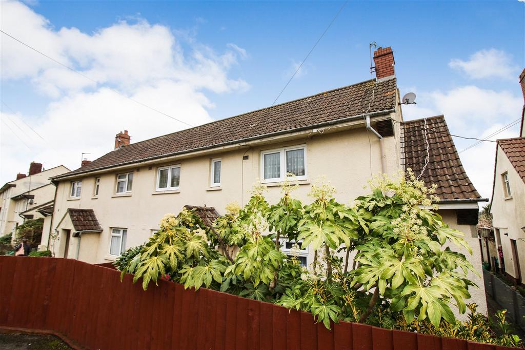 Queens Avenue, Bristol BS20 2 bed flat - £200,000