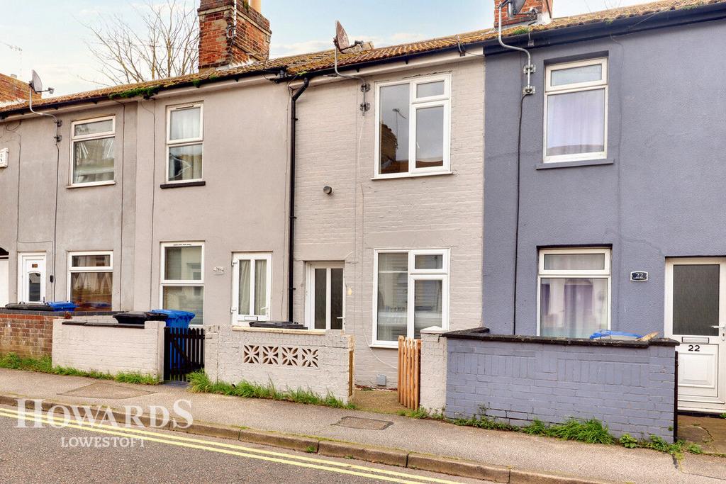 Arnold Street, Lowestoft 2 bed terraced house - £90,000
