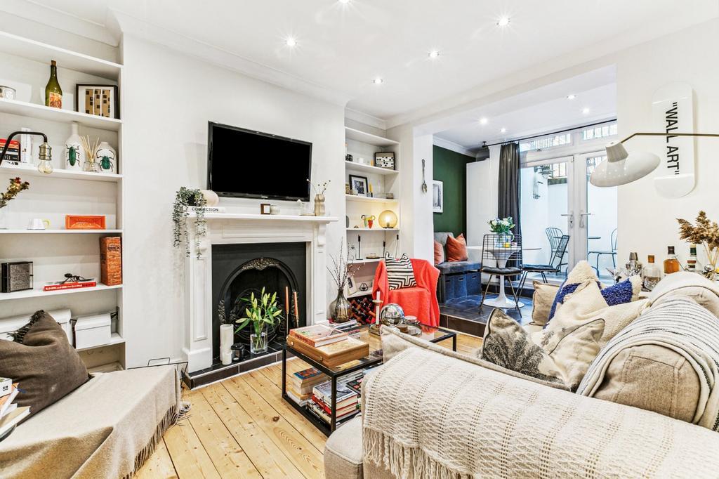 Balham Grove, London, SW12 1 bed apartment - £525,000