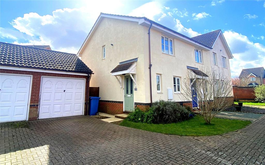 Grayling Road, Pinewood, Ipswich... 2 bed end of terrace house - £235,000