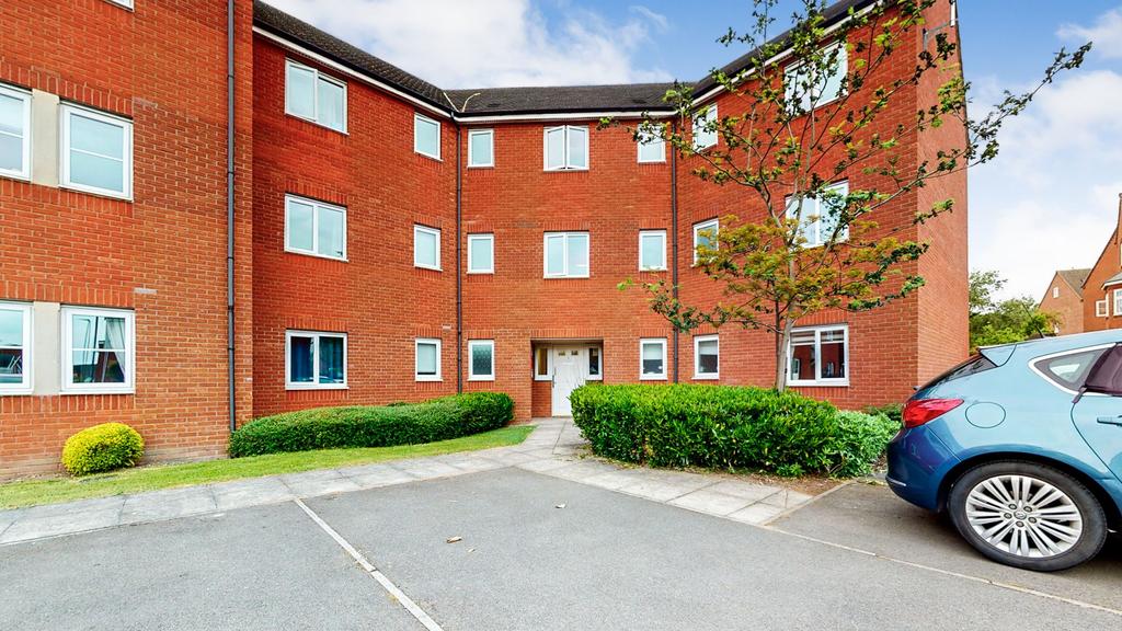 Hilton, Derby DE65 2 bed flat - £125,000