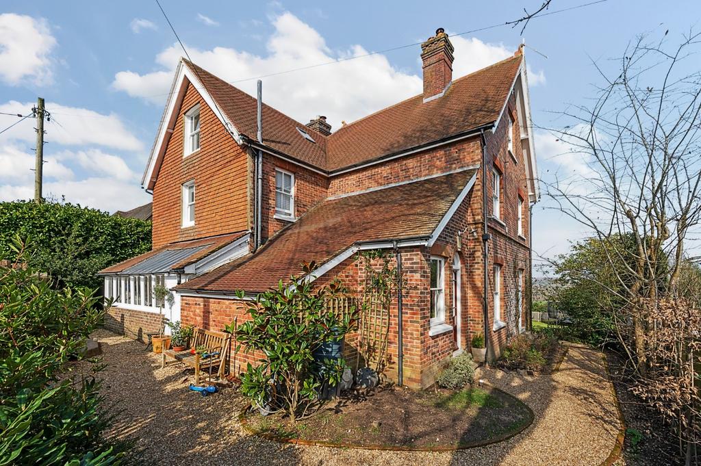 Stockcroft Road, Balcombe 6 bed detached house for sale - £1,150,000