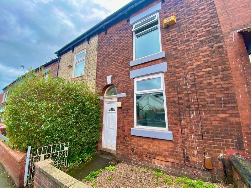 Edge Lane, Manchester 2 bed terraced house - £875 pcm (£202 pw)