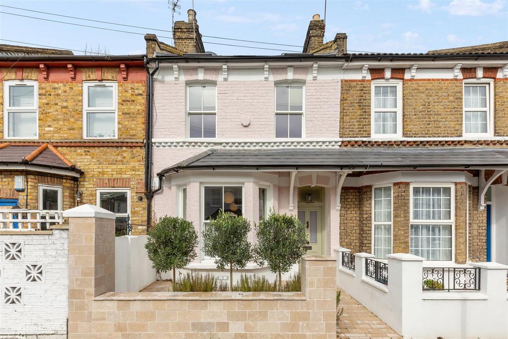 Glebe Street, London, W4 4 bed terraced house - £1,695,000