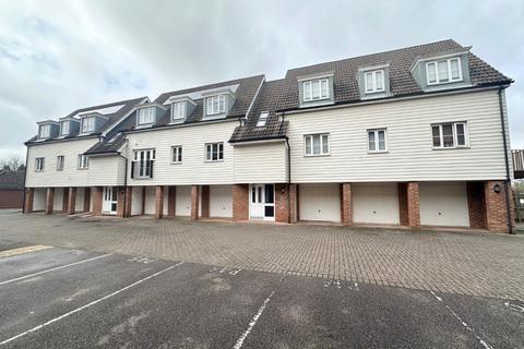 Houses to rent in Maidstone | OnTheMarket